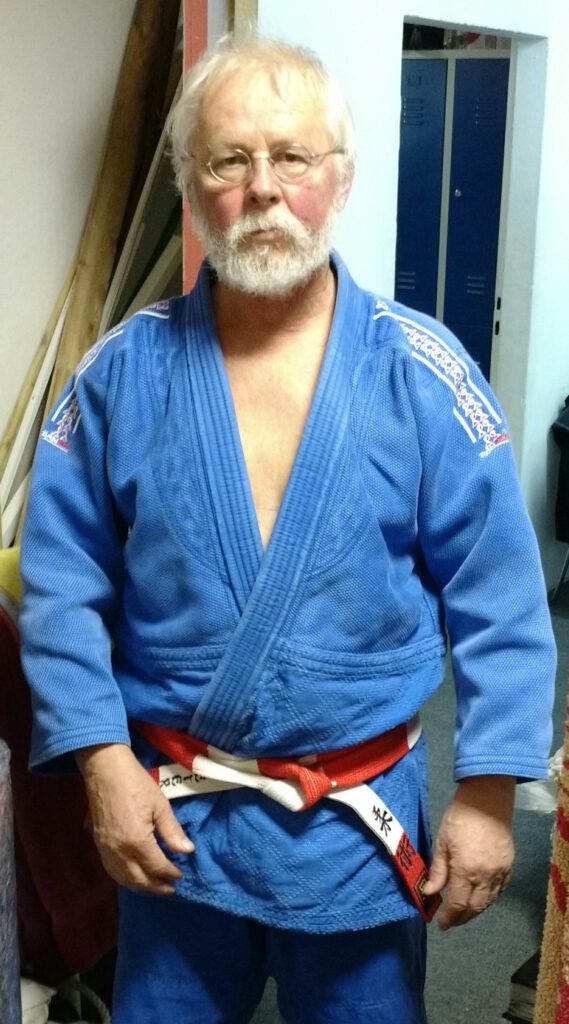 Am 26.05.2024 verlor Rolf wenige Tage vor seinem 76 Geburtstag seinen ...